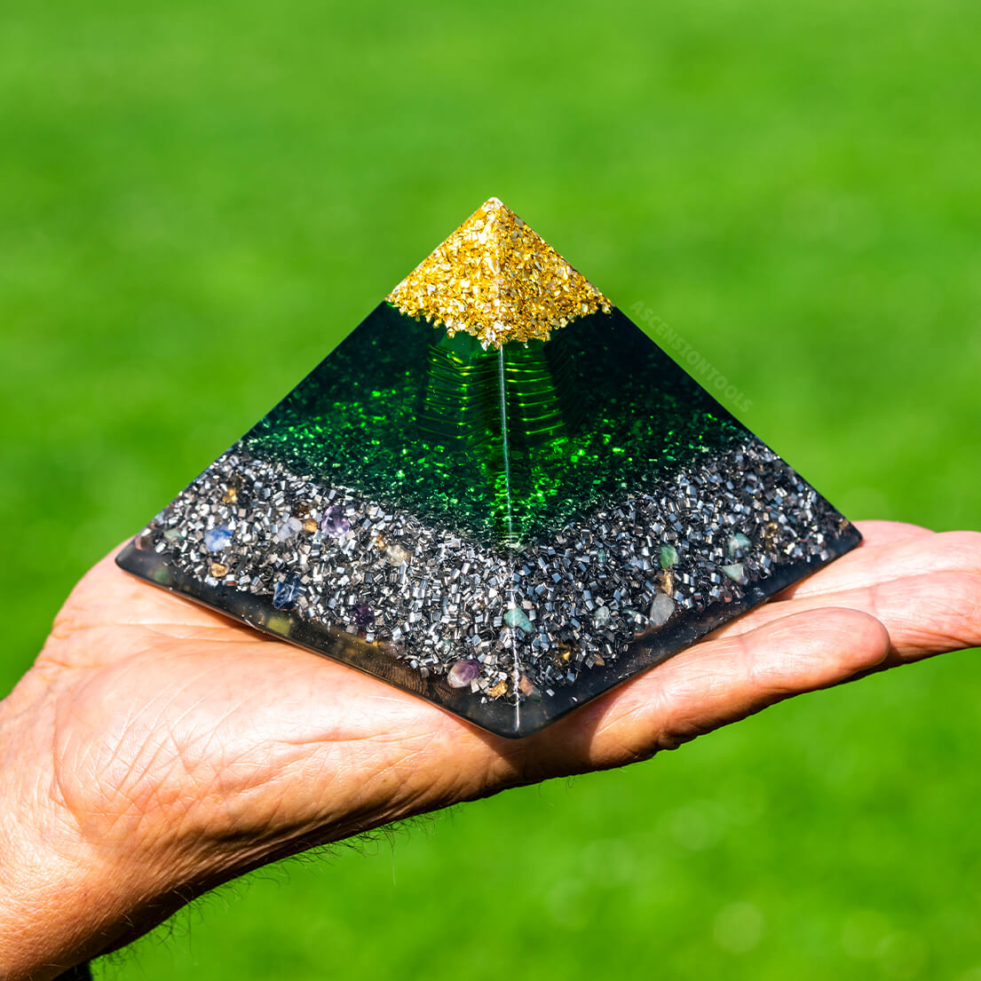 11 Healing Properties And Benefits Of Orgonite - Orgonite (Orgone ...